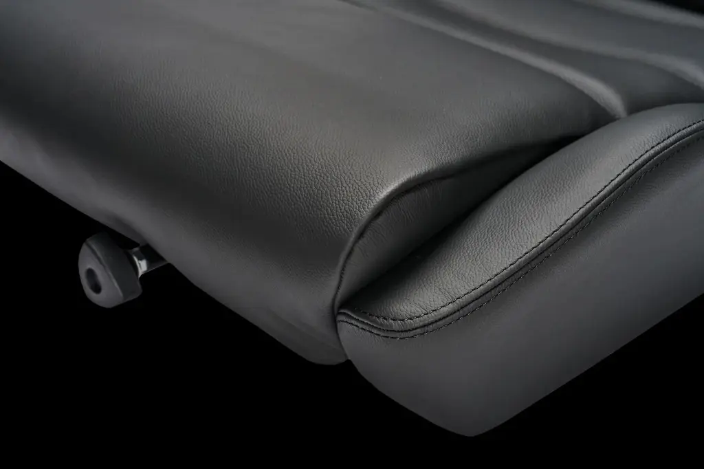 Scheel-Mann - Vario F Seat | Overland Design-Build