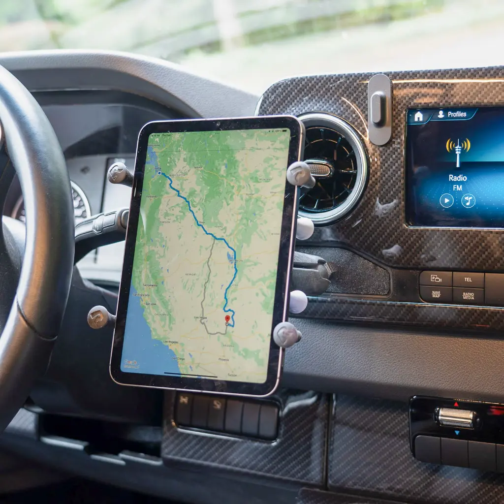 ODB - 1" RAM Ball Mount Dash Cubby Adapter | 19+ Sprinter / 2020+ Revel ...